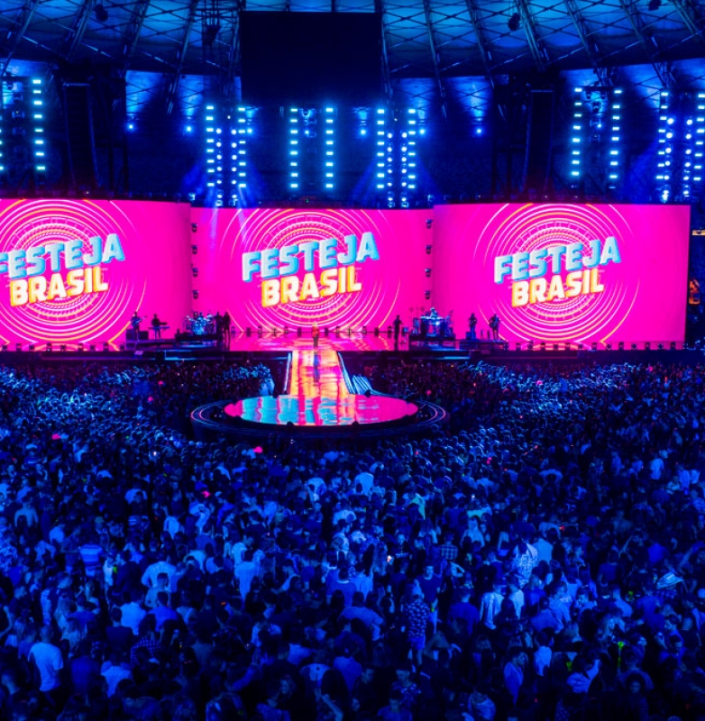 Painel de Led – Wolf Produções: Iluminação e Painel de Led para Shows e ...